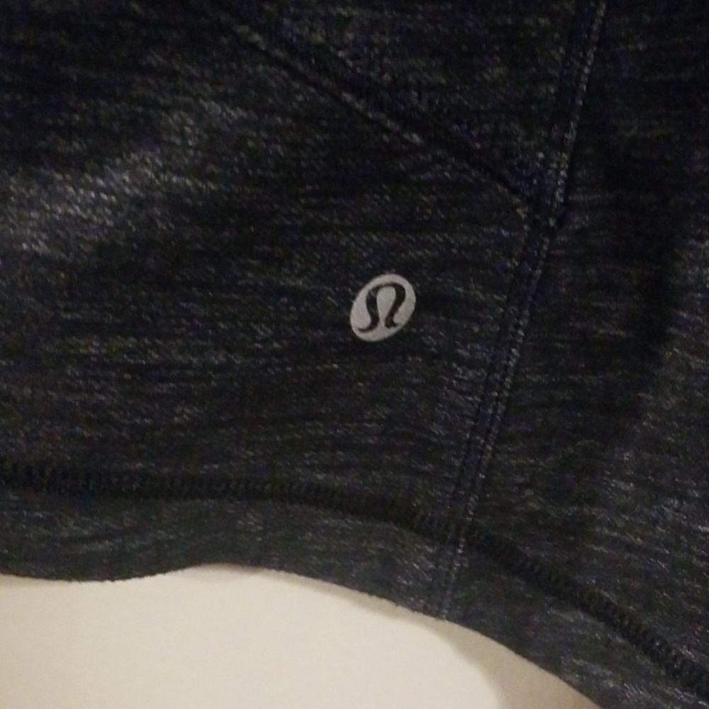 Lululemon Jacket Size 8 - Gem
